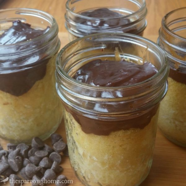Individual Cakes in Jars - The Sparrow's Home
